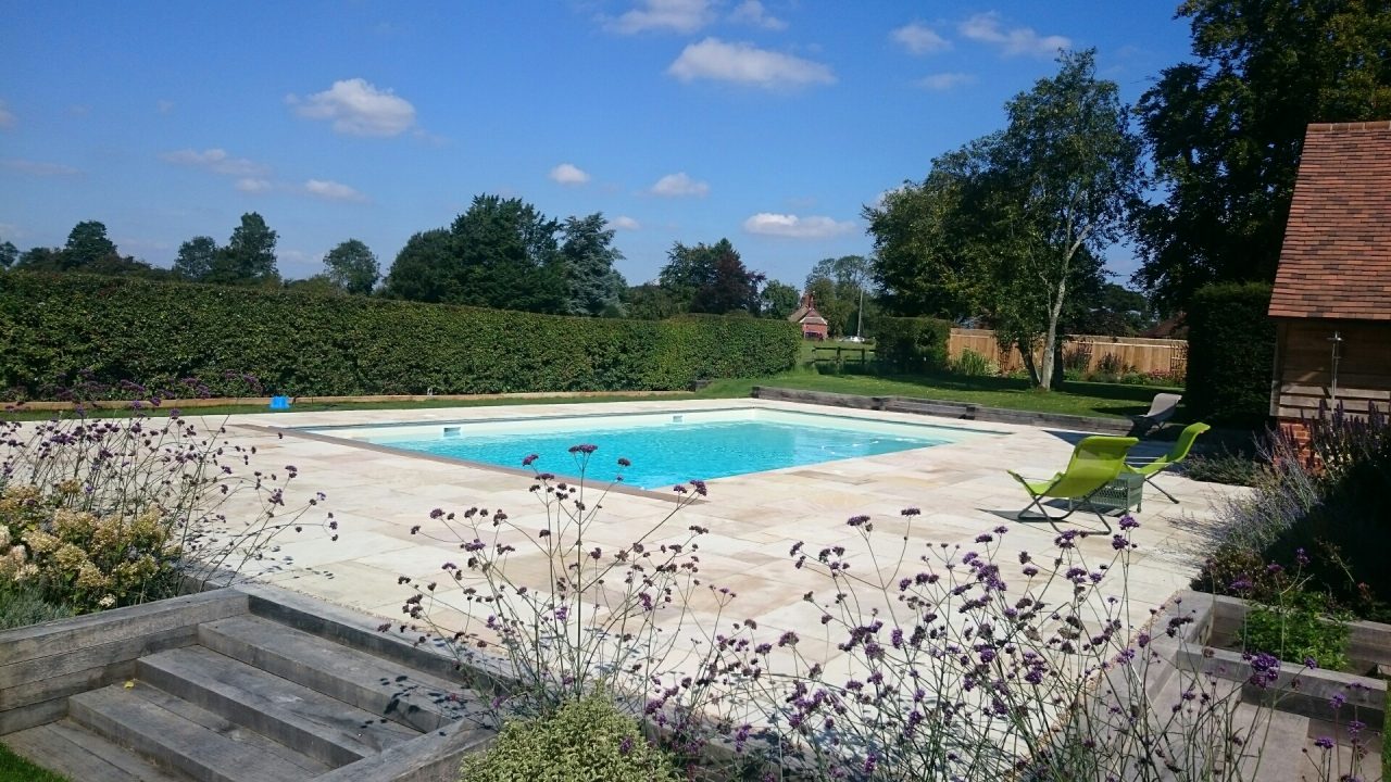 Cotswold Mint Riven Sandstone - Cranbourne Stone